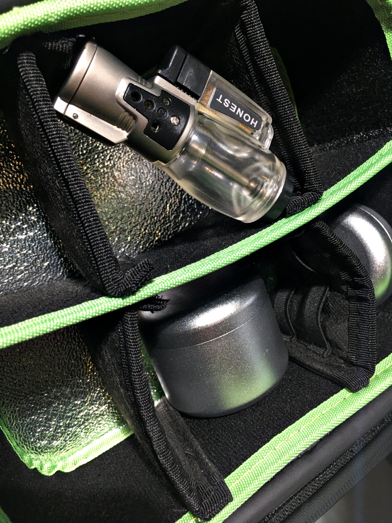 Stashlogix Silverton Lockable Stash Case - Medium | Dry Herb Vaporiser ...