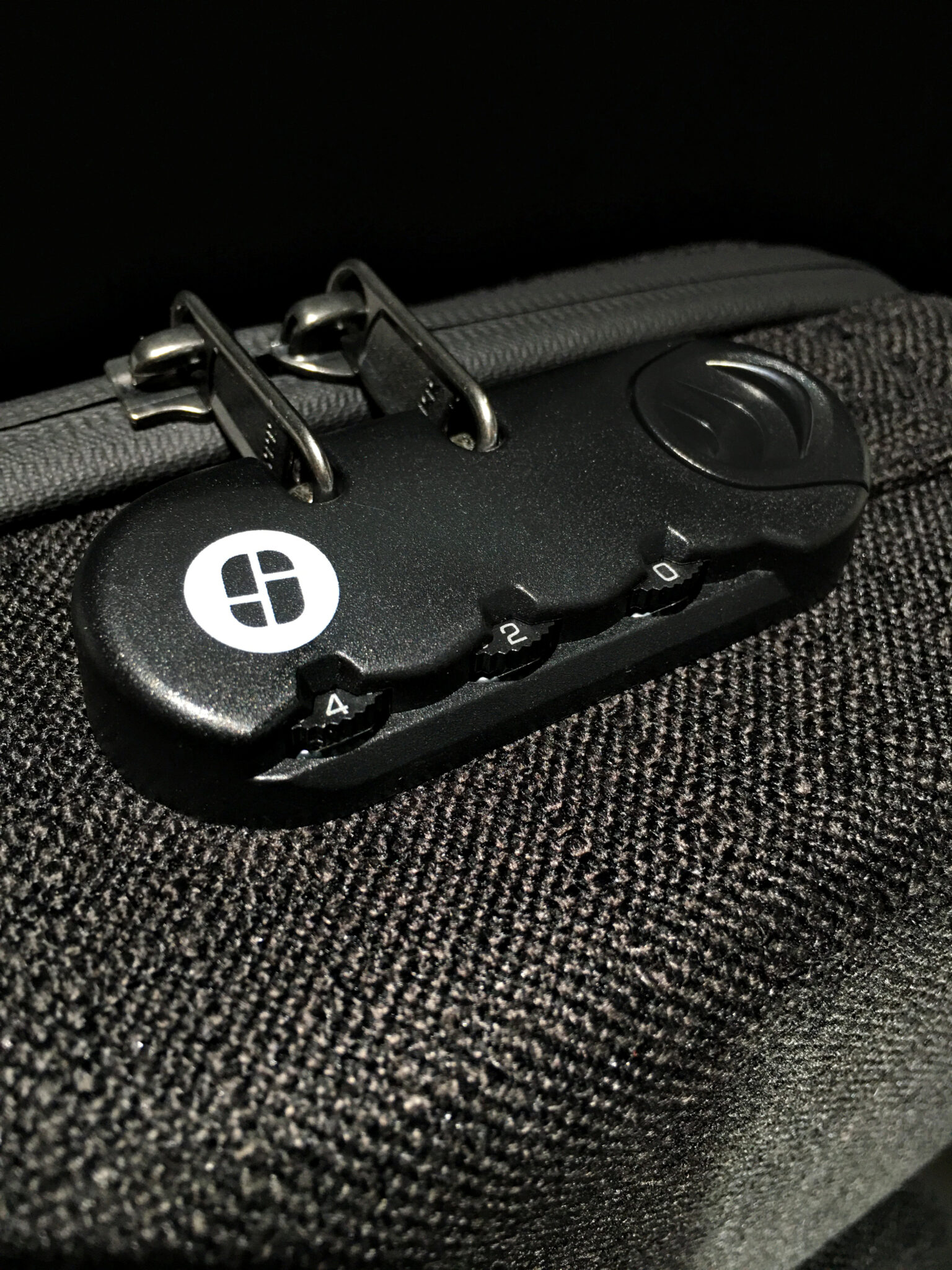 StashLogix Silverton Lockable Stash Case - Small | Dry Herb Vaporiser ...